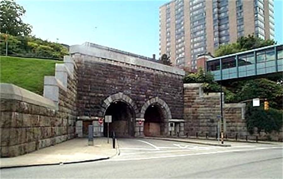 Armstrong Tunnel