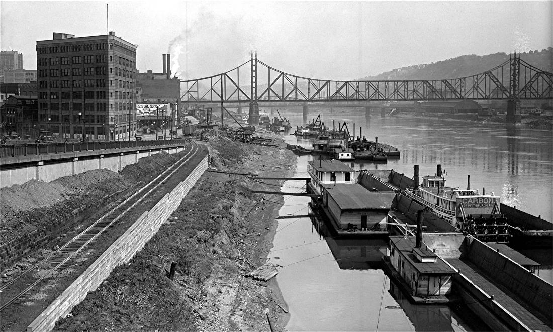 The Wabash Pittsburgh Terminal Railway and the Wabash Bridge